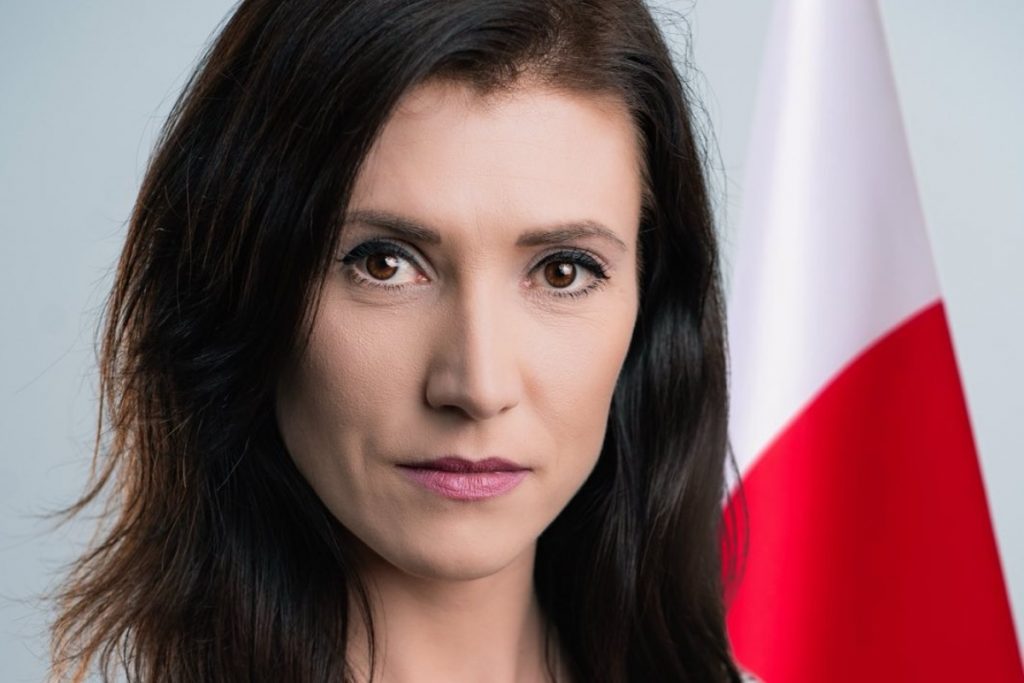 Ewa Zajączkowska-Hernik wkurzyła się: Prostuję kłamstwa! - NCZAS.INFO