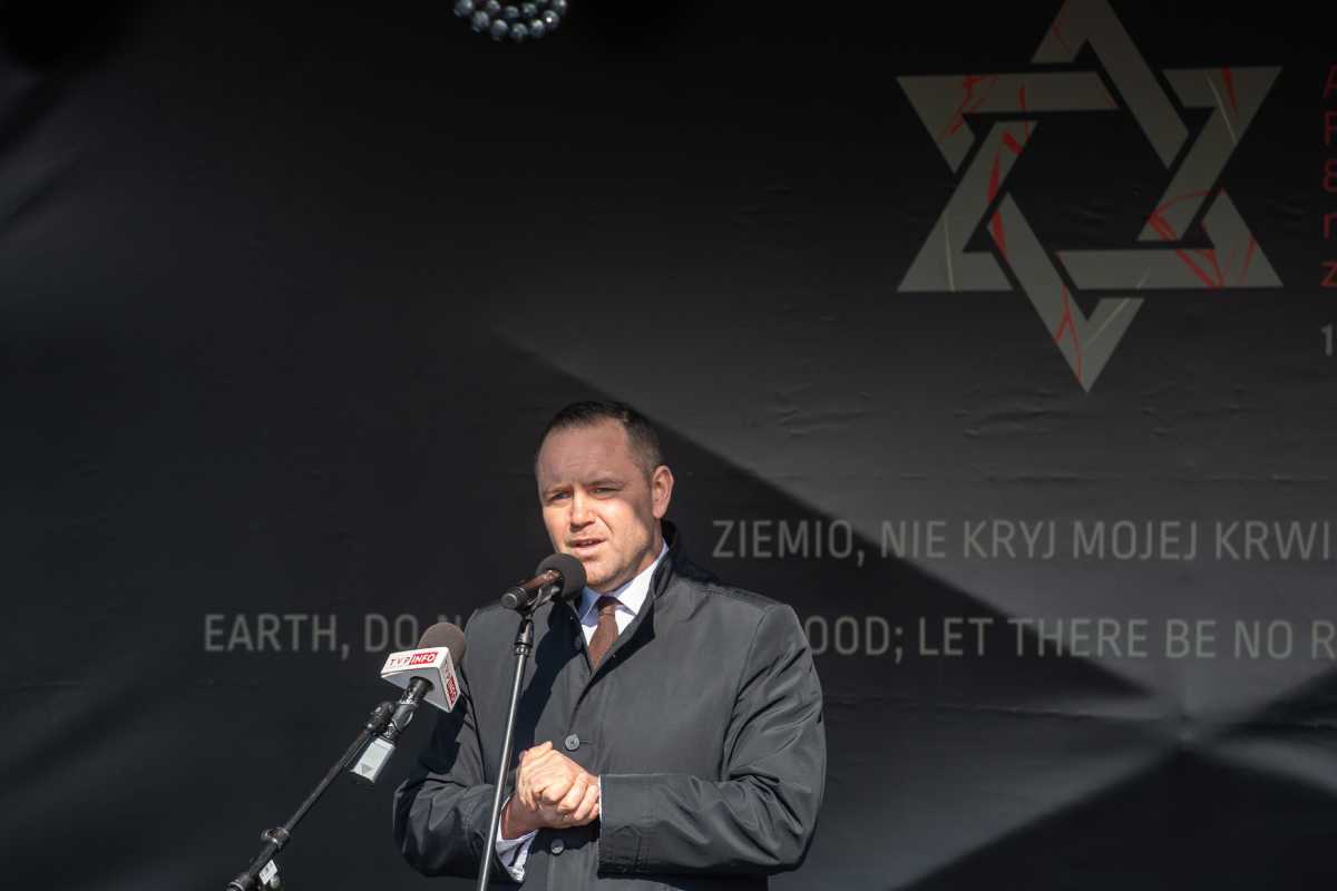 Niedługo Chanuka. Wszystkie oczy zwrócone na Nawrockiego. Sommer pyta o ...